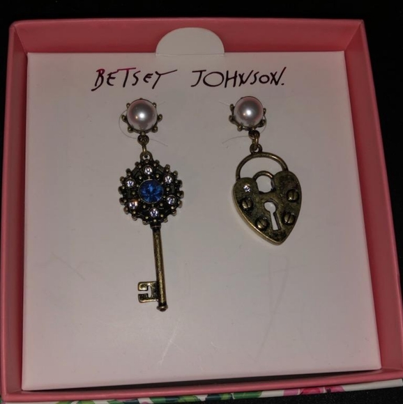Betsey Johnson | Jewelry | Betsey Johnson Lock And Key Set | Poshmark